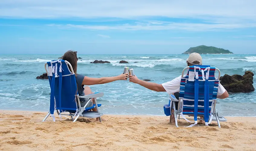 Outdoor Pool Furniture Ideas - sunshine